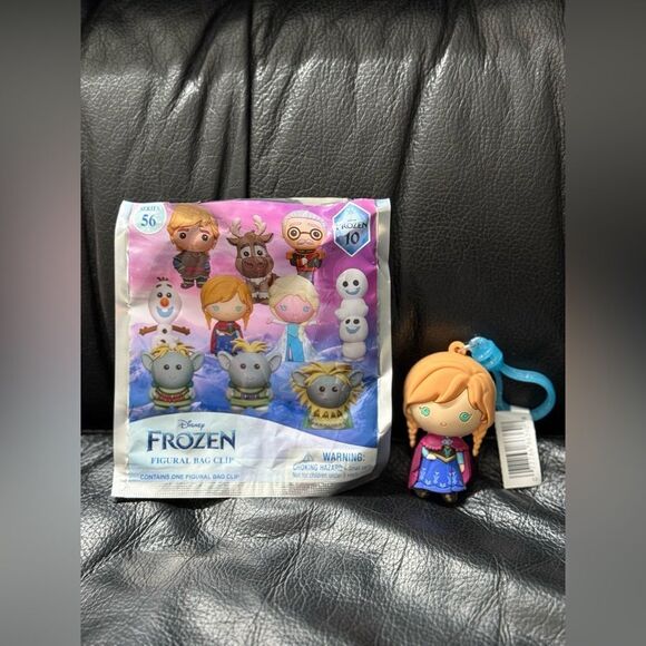 Disney | Accessories | Disney Frozen Anna Th Anniversaryfigural ...